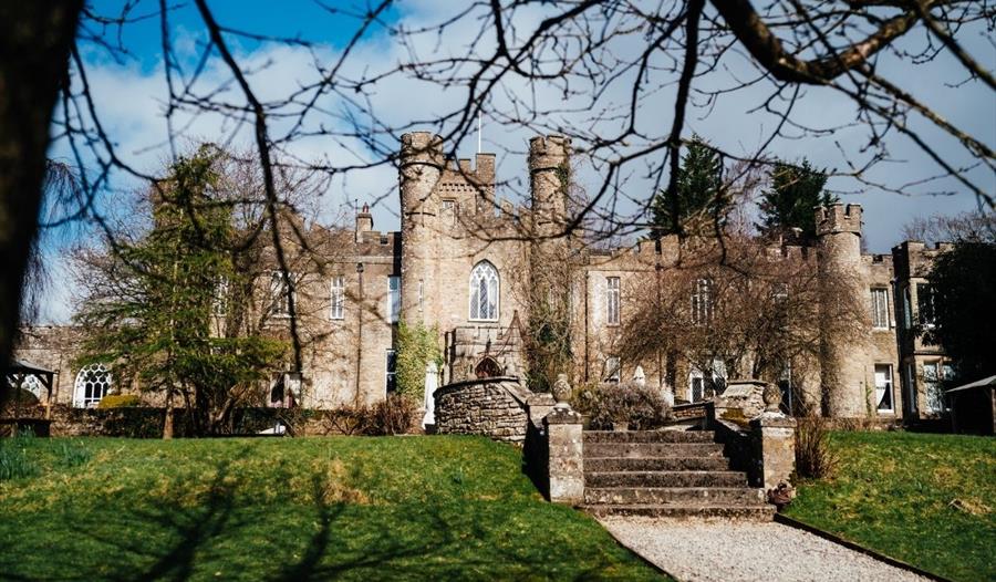Augill Castle Estates - Visit Heritage Places to Stay